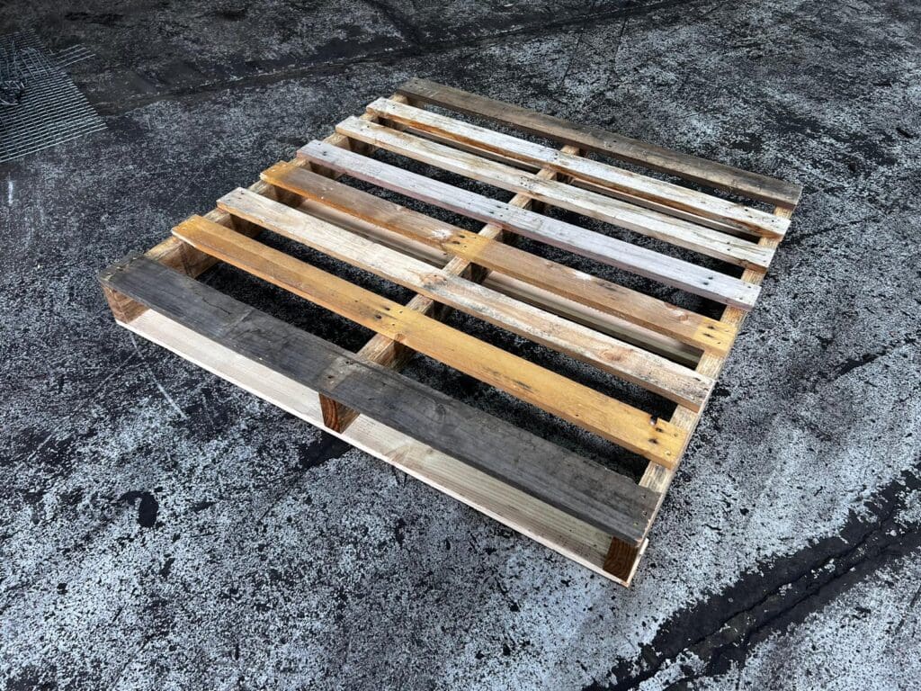 Hybrid Pallets | Melbourne Pallet Recycling